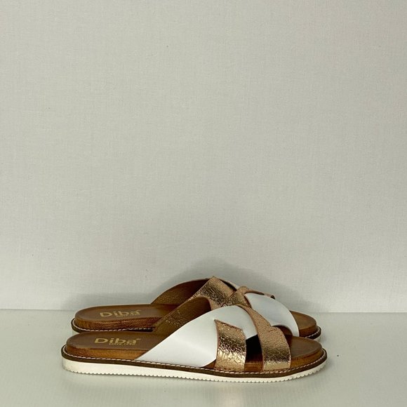 Diba | Shoes | Diba Flat Sandals Whit Gold Supported Soles 85 | Poshmark
